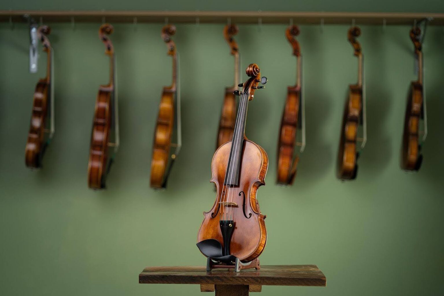 How to Play Upright Bass: A Beginner’s Guide to Getting Started